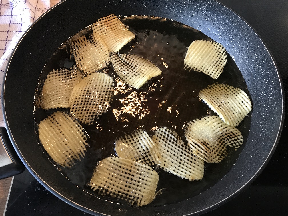 Hjemmelavede vaffelchips – Hakkesnitte